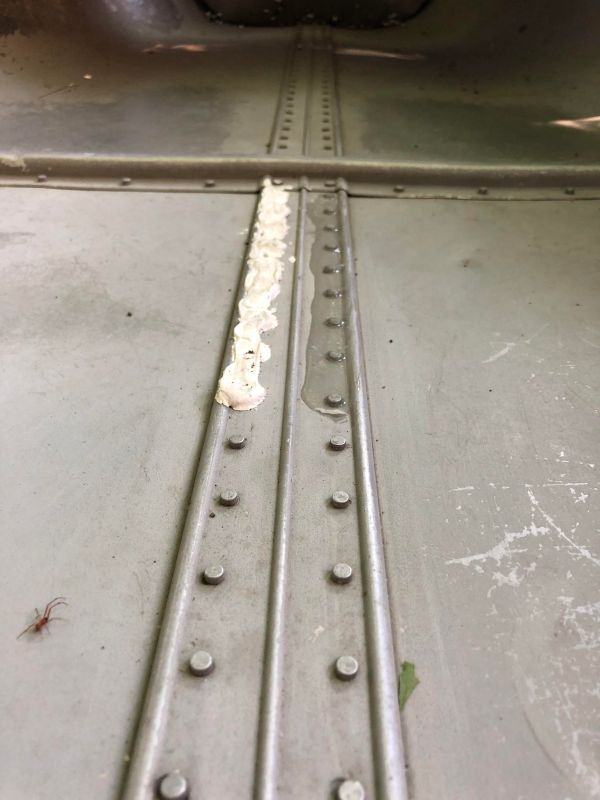 What is the Best Boat Sealant – What is the best way to seal up leaky ...